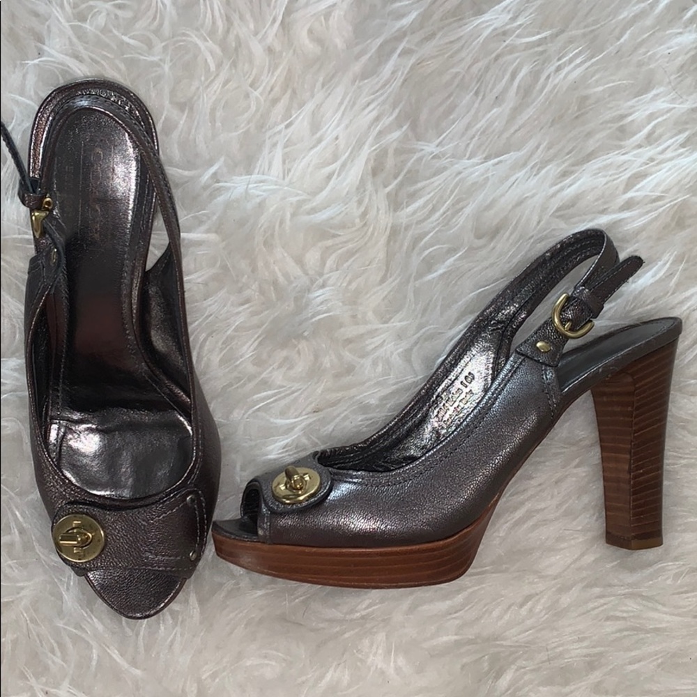 Coach Grey Metallic Heels With Gold Clasp - Gem